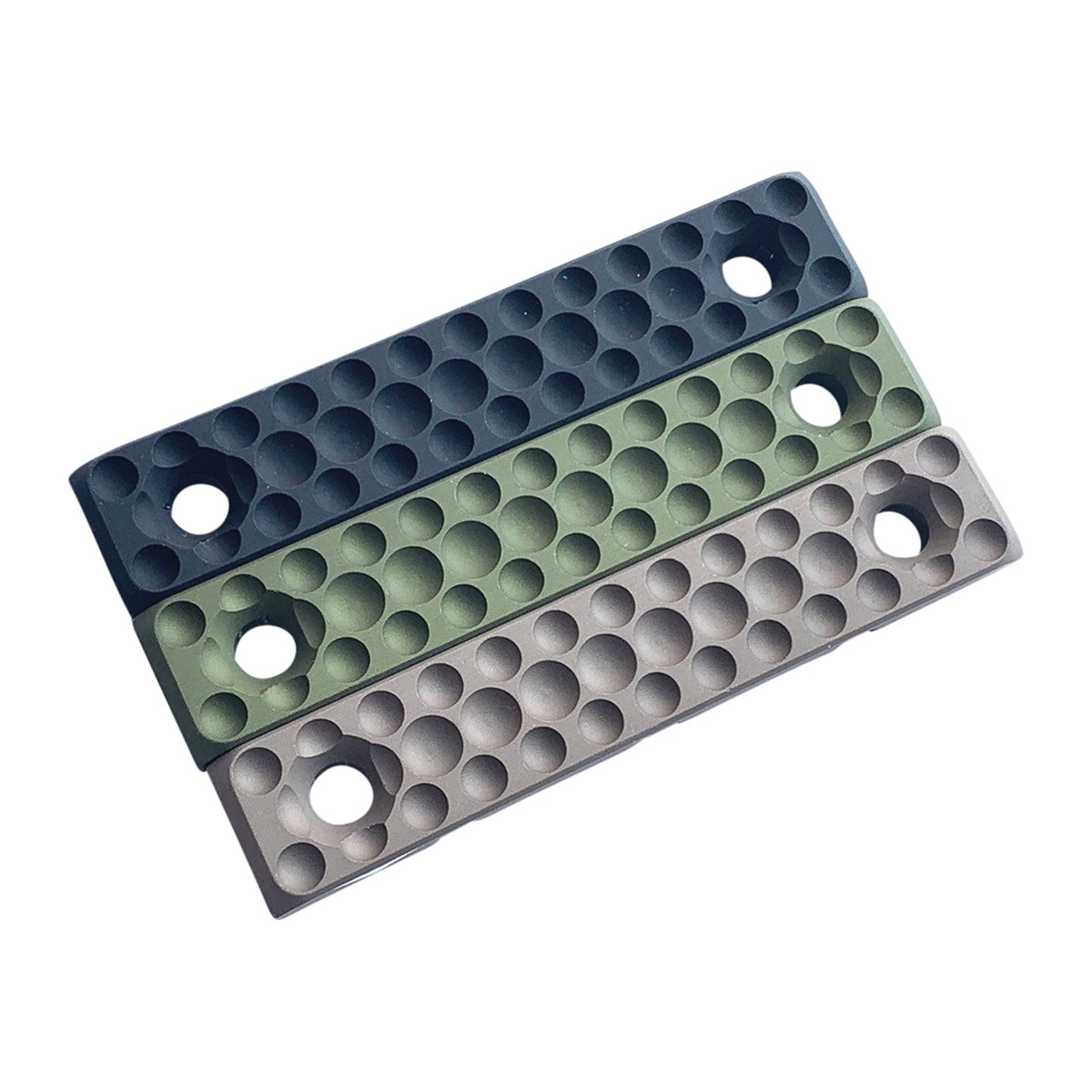 FORWARD CONTROLS DESIGN LLC M-LOK Cable Management Panel ODG SKU: 430103570