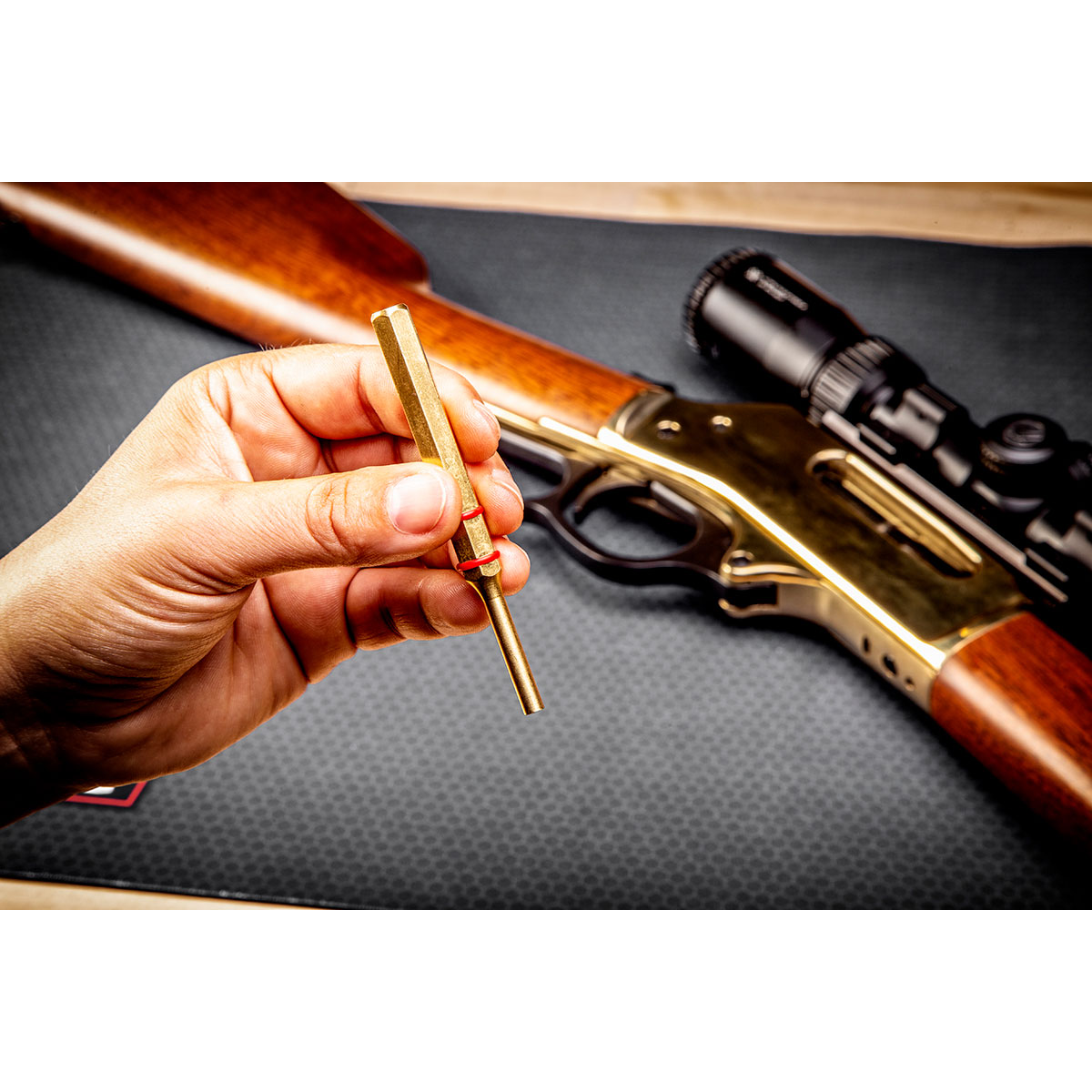 REAL AVID ACCU-PUNCH HAMMER WITH BRASS & STEEL PIN PUNCHES