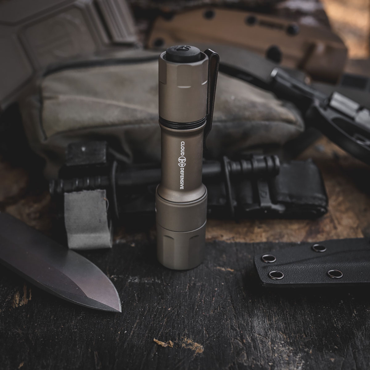 CLOUD DEFENSIVE LLC MCH-EDC EVERYDAY CARRY DUAL-FUEL FLASHLIGHT