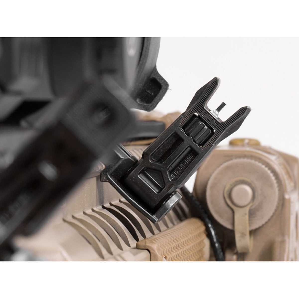 MAGPUL MBUS PRO® FLIP-UP OFFSET FRONT SIGHT FOR AR-15