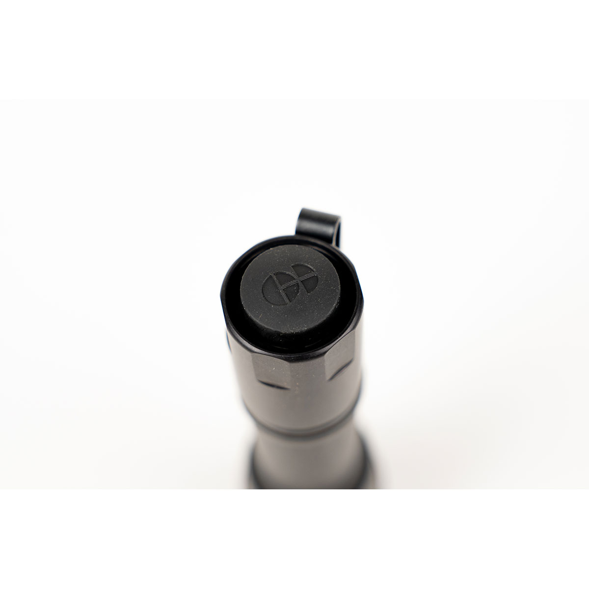 CLOUD DEFENSIVE LLC MCH-DUTY HIGH OUTPUT DUAL-FUEL FLASHLIGHT