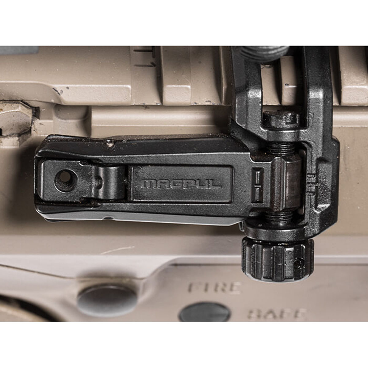 MAGPUL MBUS PRO® FLIP-UP OFFSET REAR SIGHT FOR AR-15